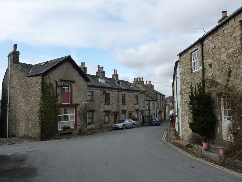 Settle & Victoria Cave